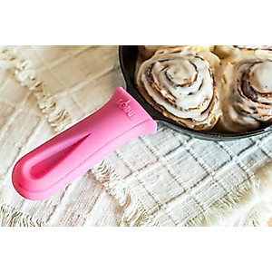 Lodge Silicone Deluxe Dolly Parton Hot Handle Holder - Dishwasher Safe Hot Handle Holder Designed for Lodge Cast Iron Skillets - Reusable Heat Protection Up to 500° - Roller-Disco Pink