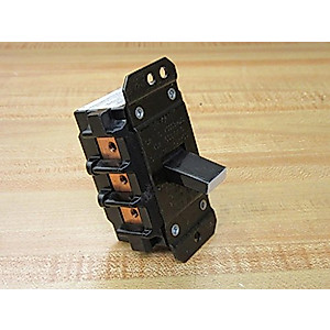 Miller 244920 Switch, Tgl 3Pst 40A 600Vac Scr Term Wide Tgl