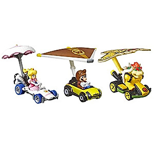 Hot Wheels Mario Kart Vehicle 3-Pack Set of Toy Cars with Gliders Inspired by Tanooki Mario, Princess Peach and Bowser