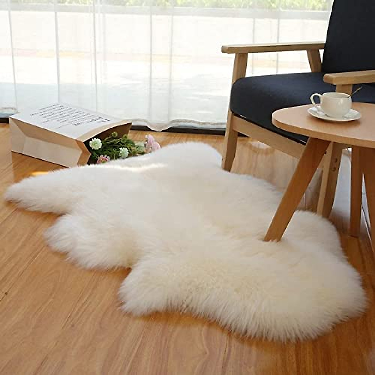 Woolous Sheepskin Rug, New Zealand Large Genuine Natural Lamb Skins Fur Real Sheep Skin Throw Rug for Bedroom and Living Room, (Single Pelt 2x3ft,Ivory)