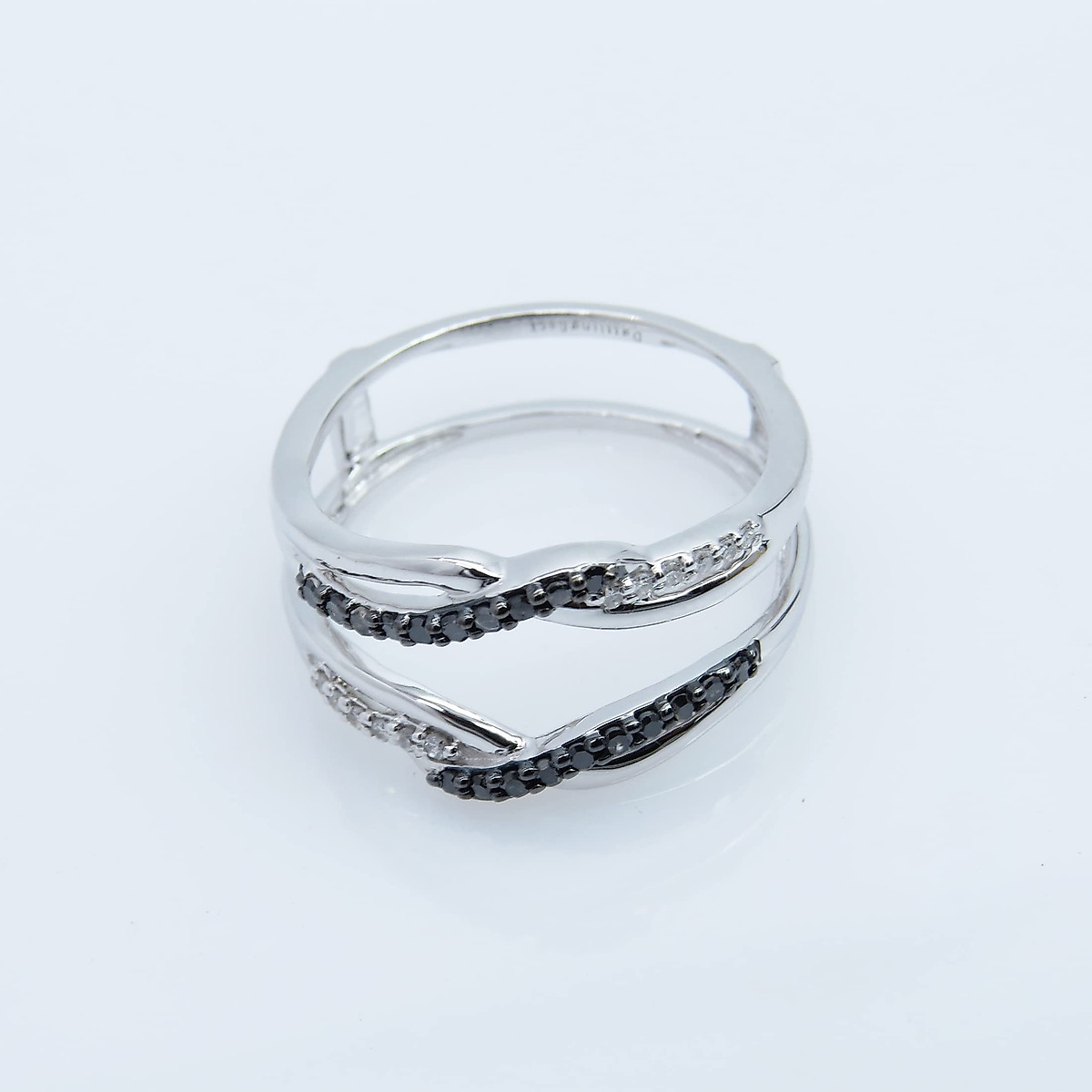 Dazzlingrock Collection 0.25 Carat (ctw) Round Black & White Diamond Twisted Swirl Double Guard Wedding Band for Women in 14K White Gold, Size 6.5