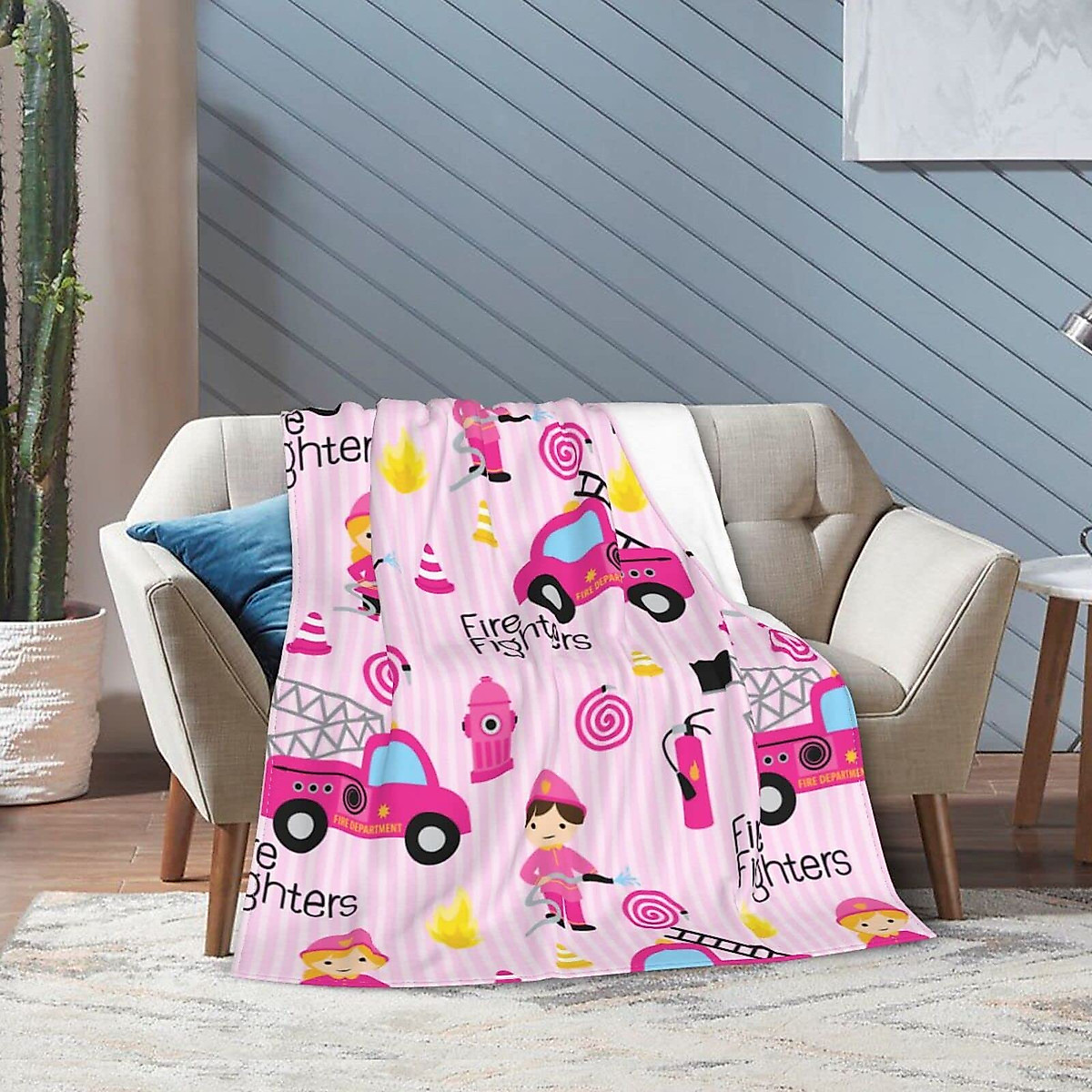 Girly Firefighters Cute Pink Fire Truck Throw Blanket Super Soft Warm Bed Blankets for Couch Bedroom Sofa Office Car, All Season Cozy Flannel Plush Blanket for Girls Boys Adults, 50"X40"