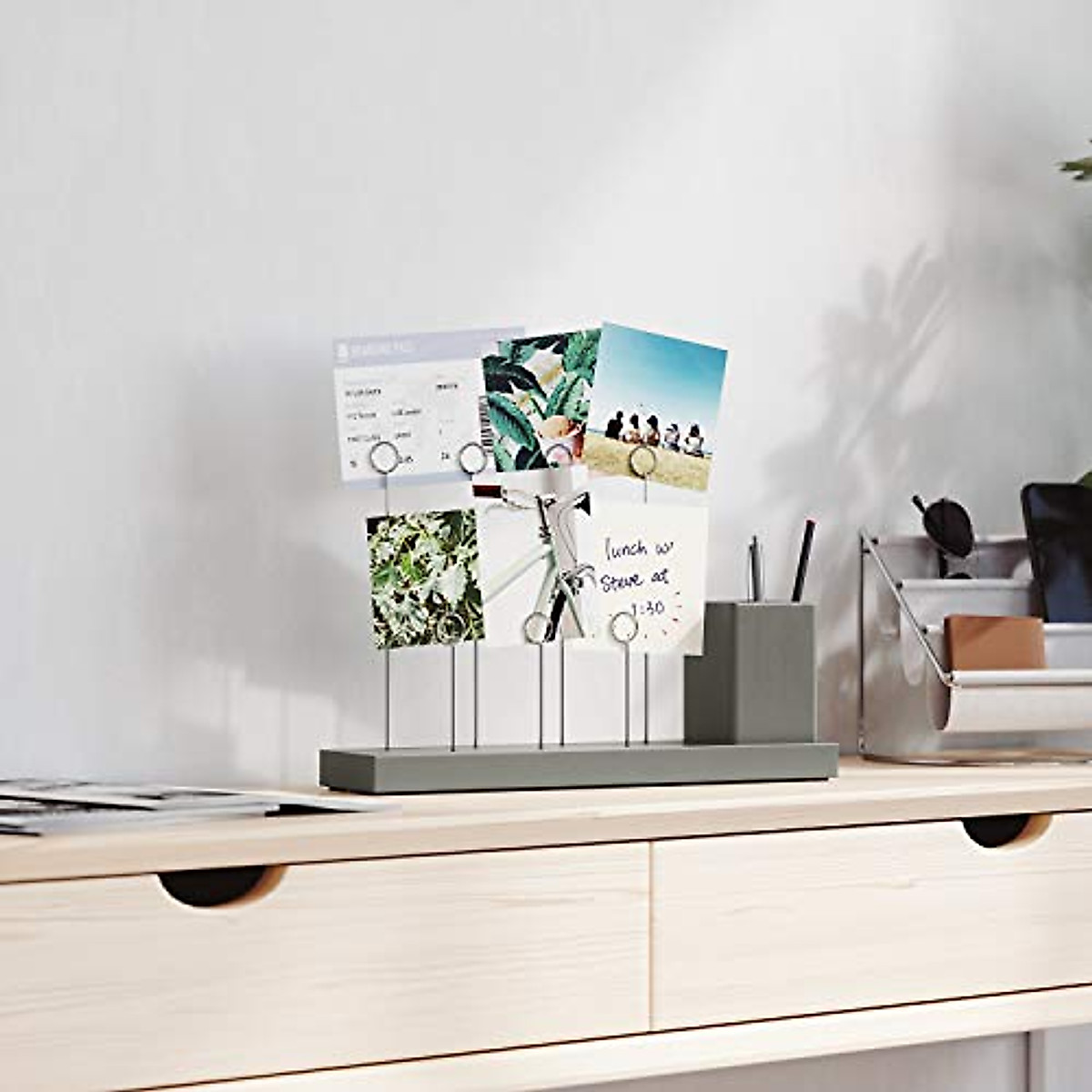 Umbra Gala Photo Display, Multi Gallery for 7 Images Plus Planter/Pen Holder, Desk Picture Frame, W31×D21×H8cm, Gray