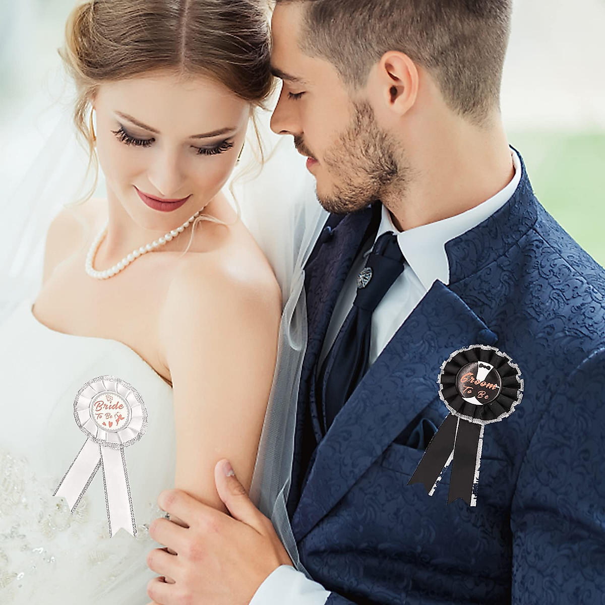 4 Pieces Groom and Bride to Be Sash Tinplate Badge Brooch Set Bride to Be and Groom to Be Sash and Badge Pin Kit Engagement Sash for Couple Bachelorette Party Accessories Bridal Shower Wedding Applies