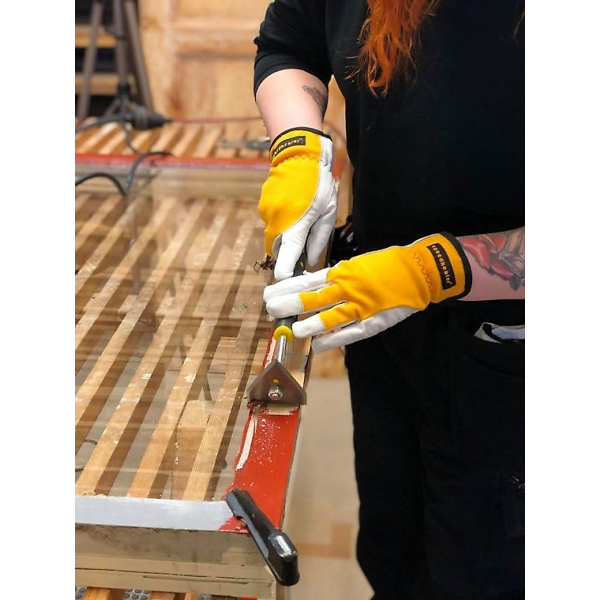 Speedheater Clapboard Scraper - Paint Scraper for Flat Surfaces - Made in Sweden - Ergonomic Handle + Special Strong Steel Blade - Scrape Exteriors, Baseboards, Paneling + More!