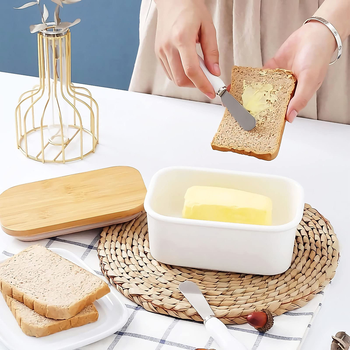 Butter Dish, Ceramic Butter Dish with Lid, Large Butter Keeper Perfect for 2 Sticks of Butter and Keep Your Butter Soft, Safe to Dishwasher