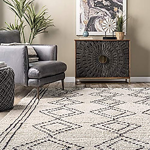 nuLOOM Tayah Soft Shag Moroccan Diamond Fringe Area Rug, 5' 3" x 7' 6", Beige