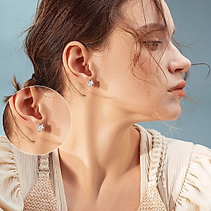 Cat Earrings for Women,925 Sterling Silver Cat Stud Earrings Hypoallergenic Cat Earrings Jewelry Gift for Birthday Christmas