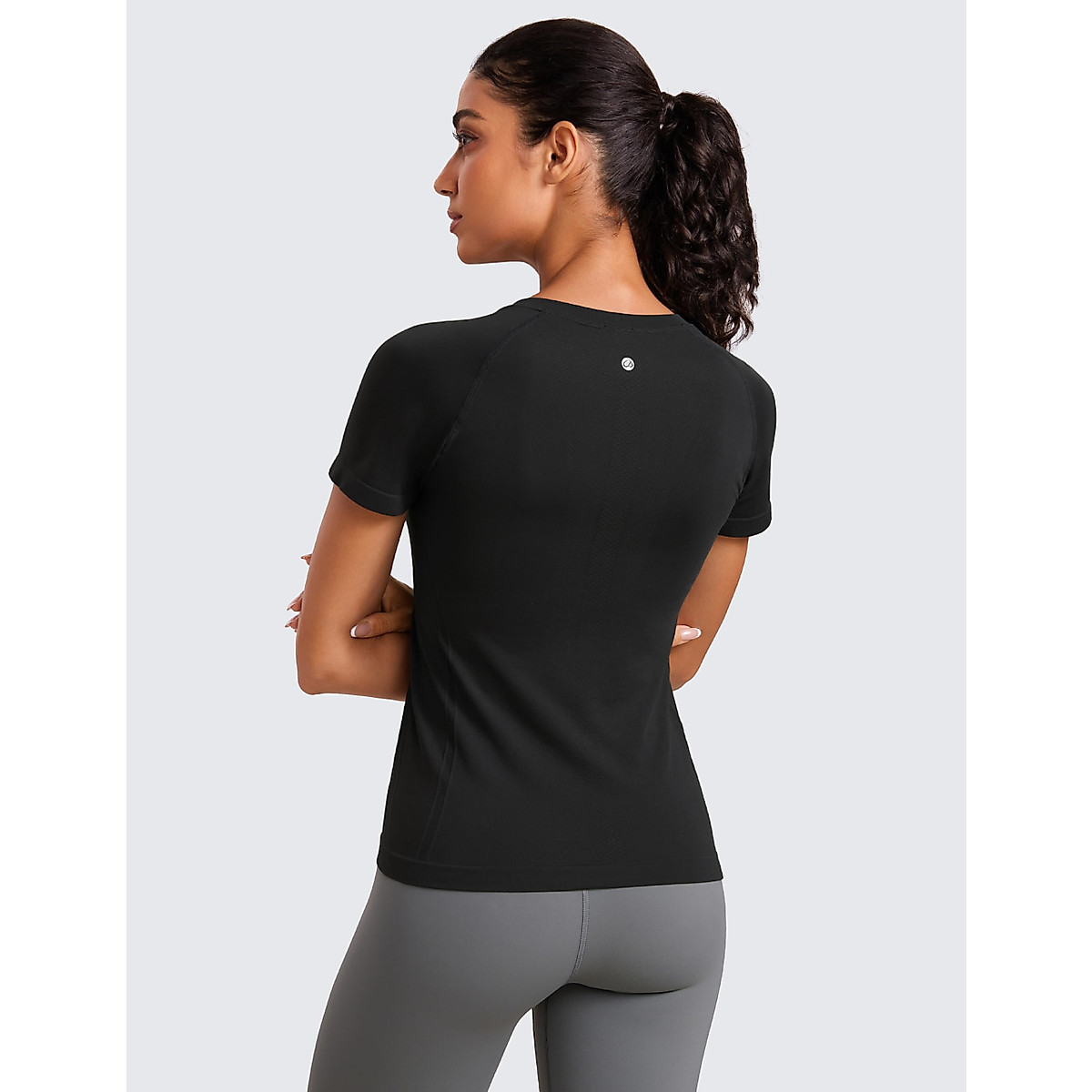 CRZ YOGA Seamless Workout Tops for Women Short Sleeve Athletic Tees Breathable Gym Running Yoga Shirts Black Medium