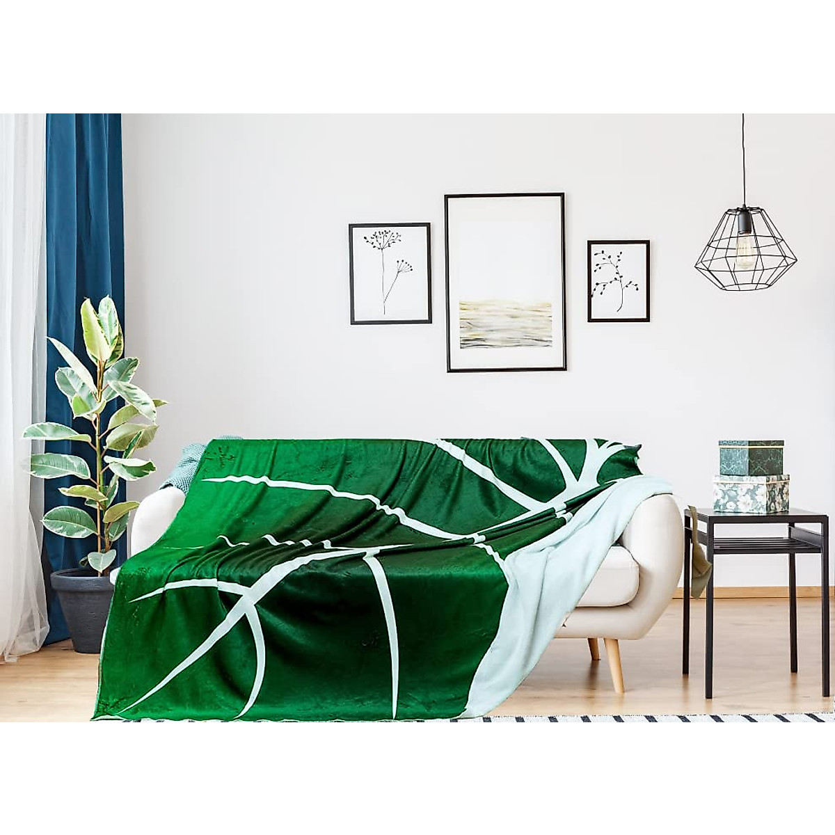 Leaf Blanket, Big Green Leaf Blanket Shape,Soft Plush Flannel Throw Decorative Leaves Design for Plant Lovers Bed Couch and Sofa（60x78INCH