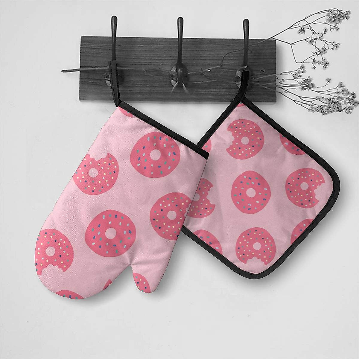 Pink Doughnuts Oven Mitts and Pot Holders Sets Heat Resistant Oven Gloves with Non-Slip Surface for Reusable for Baking BBQ Cooking