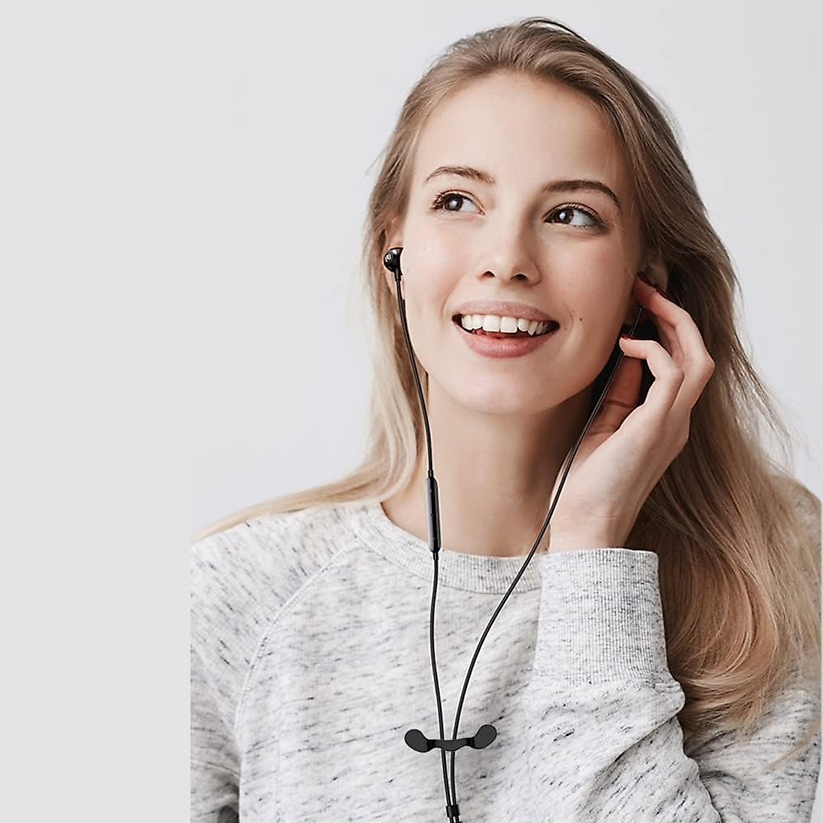 Magnetic Eyeglass Holders 3 Pack Name tag Badge Holder Sunglass Holder ID Badge for Men and Women, Acrylic Acetate Brooch-Style Holder (Black)