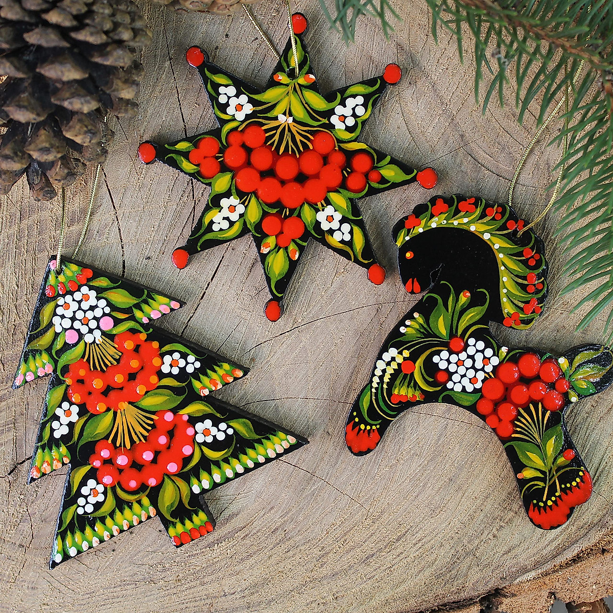 Hand-Painted Christmas Decorations Horse - Star - Tree - 3 Pcs. Set Wooden Painted on Both Sides 9,5 x 9 x 0,5 cm Handmade Christmas Ornaments Folk Art Ukrainian Traditional Petrykivka Craftsmanship