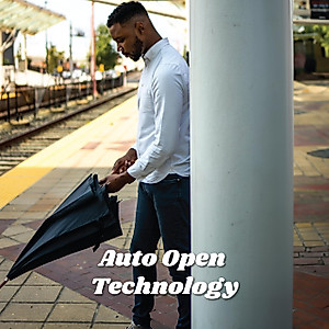 totes Auto Open Wooden Stick Umbrella, Beige/British Tan, One Size