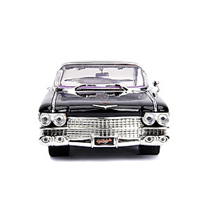 DC Comics Bombshells Catwoman &amp; 1959 Cadillac Die-cast Car, 1:24 Scale Vehicle &amp; 2.75&quot; Collectible Figurine 100% Metal