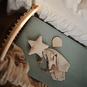 mushie Silicone Baby Teether Toy | Rainbow (Shifting Sand)