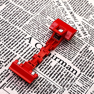 YOWPEY 3Pcs Sign Clips Clip Holder Sign Holder Clip Paper Holder for Computer Monitor Clip Sign Holders for Table Top Clip On Sign for Paper Holder Computer Monitor Handy Artist Supplies Holde (Red)
