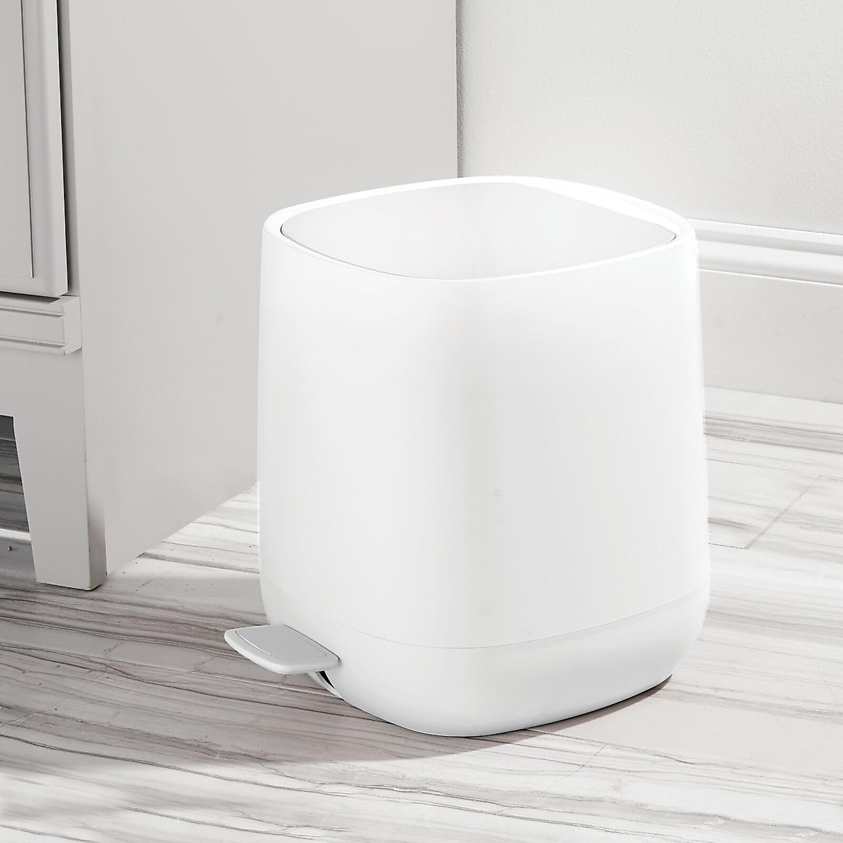 mDesign Plastic 1.3 Gallon/5 Liter Trash Can Waste Basket for Bathroom with Lid, Step Pedal Dustbin, and Removable Liner Bucket - Small Garbage Bin for Bathroom, Bedroom, or Office - White