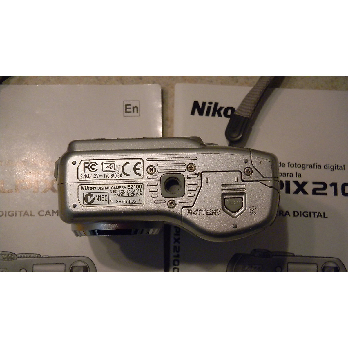 Nikon Coolpix 2100 2MP Digital Camera w/ 3x Optical Zoom