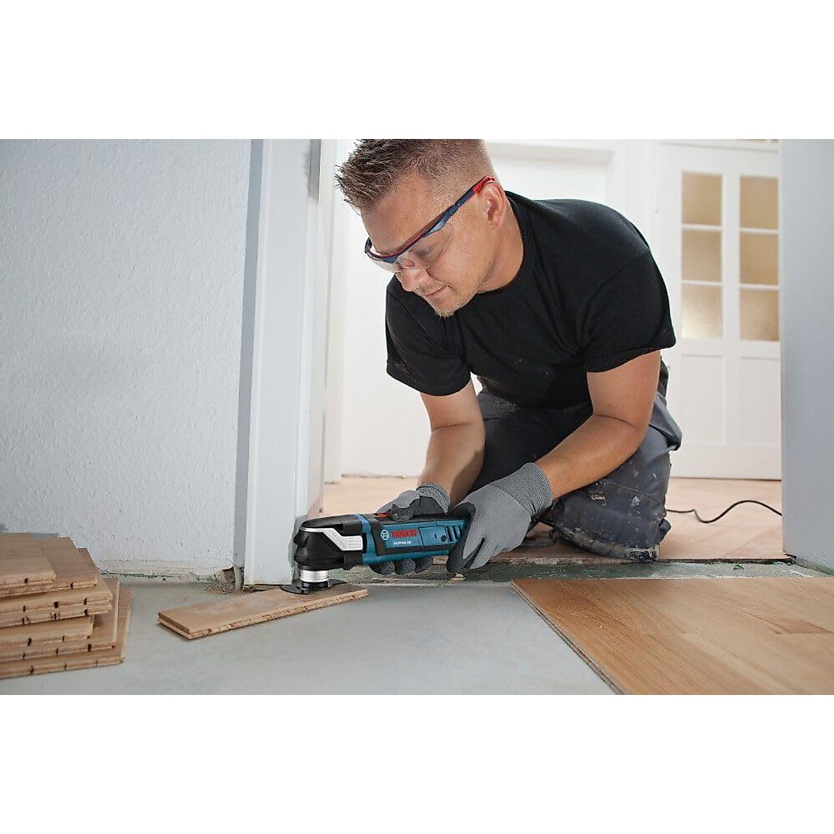 Bosch GOP40-30B-RT Multi-X 3.0 Amp StarlockPlus Oscillating Tool Kit w/Snap-In Blade Attachment (Renewed)