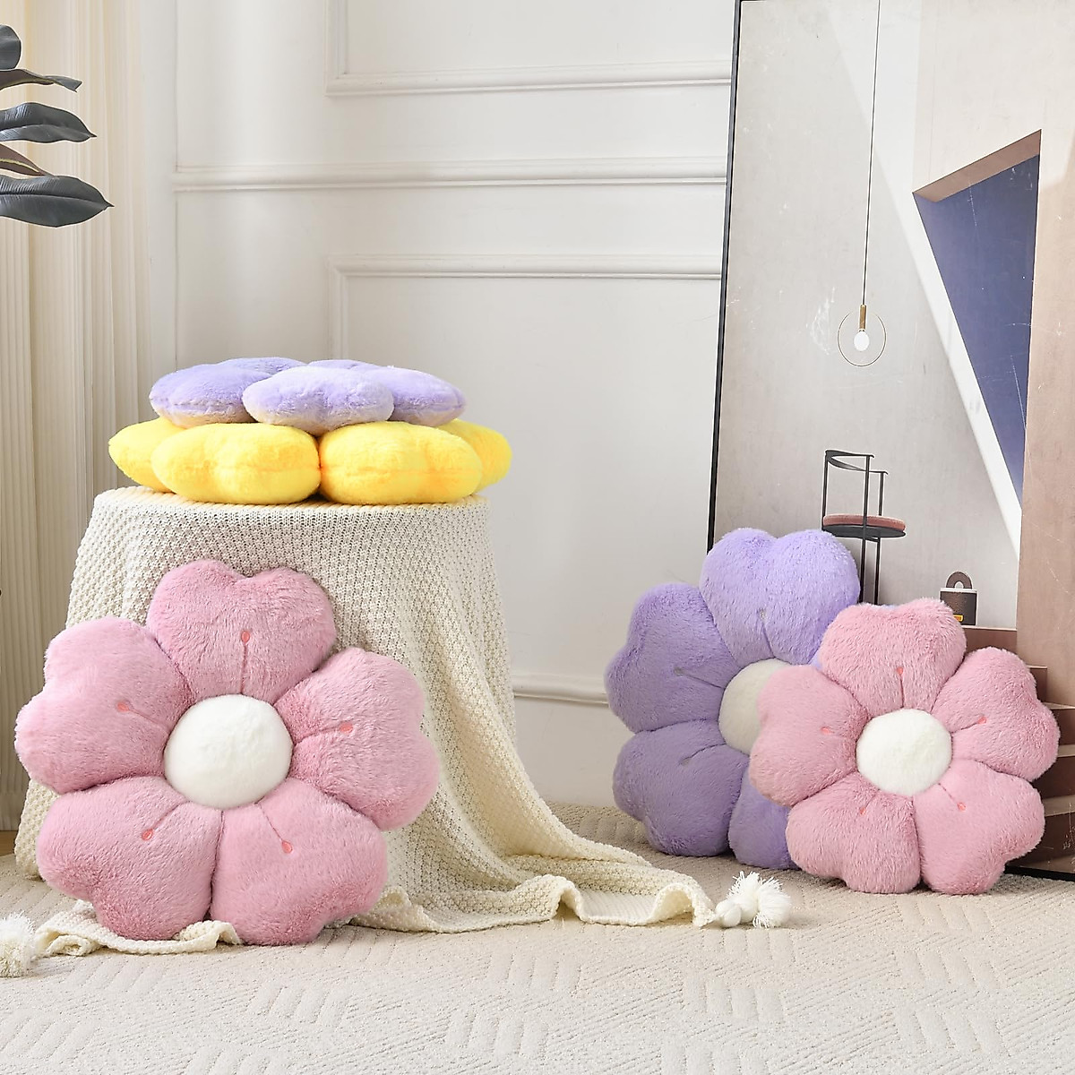 Ddliury Flower Pillow, Flower Shaped Pillow Decorative Throw Pillows for Bed Couch, Cute Daisy Pillow Dorm Decor Floor Seating Cushion (Yellow, 15 Inches)