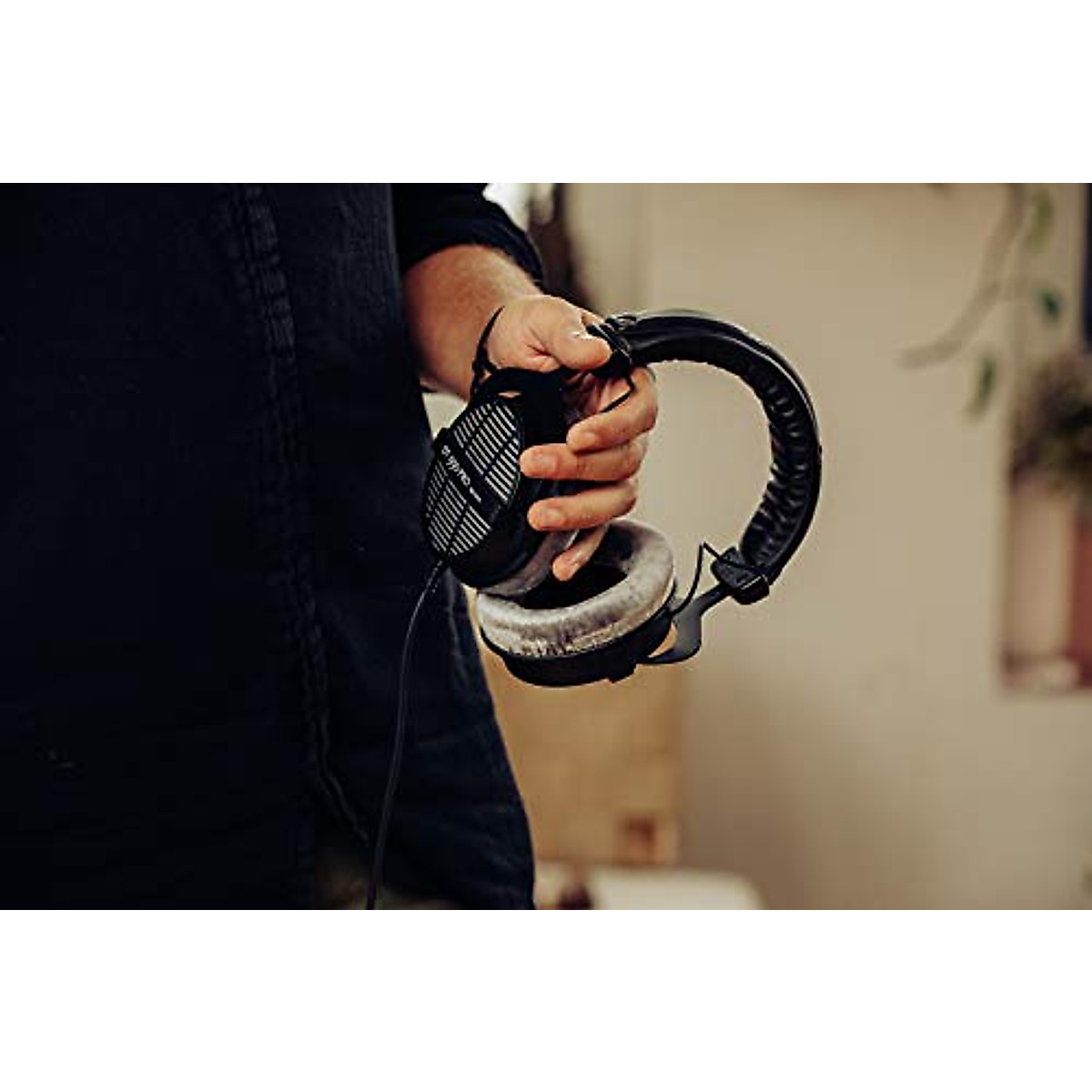 beyerdynamic DT 990 Pro 250 ohm Over-Ear Studio Headphones For Mixing, Mastering, and Editing