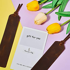 Leather Bookmark, Classic Stitched Bookmark, Leather Page Markers for Men Women Kids Halloween Christmas Bookworms Writers Relatives and Friends (2 Pieces)