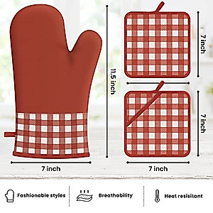 Oven Mitts and Pot Holders, 4 Piece Heat Resistant Thick Cotton Oven Mitts, Comfortable Cotton Oven Gloves for Cooking, Baking and Grilling, Red Plaid