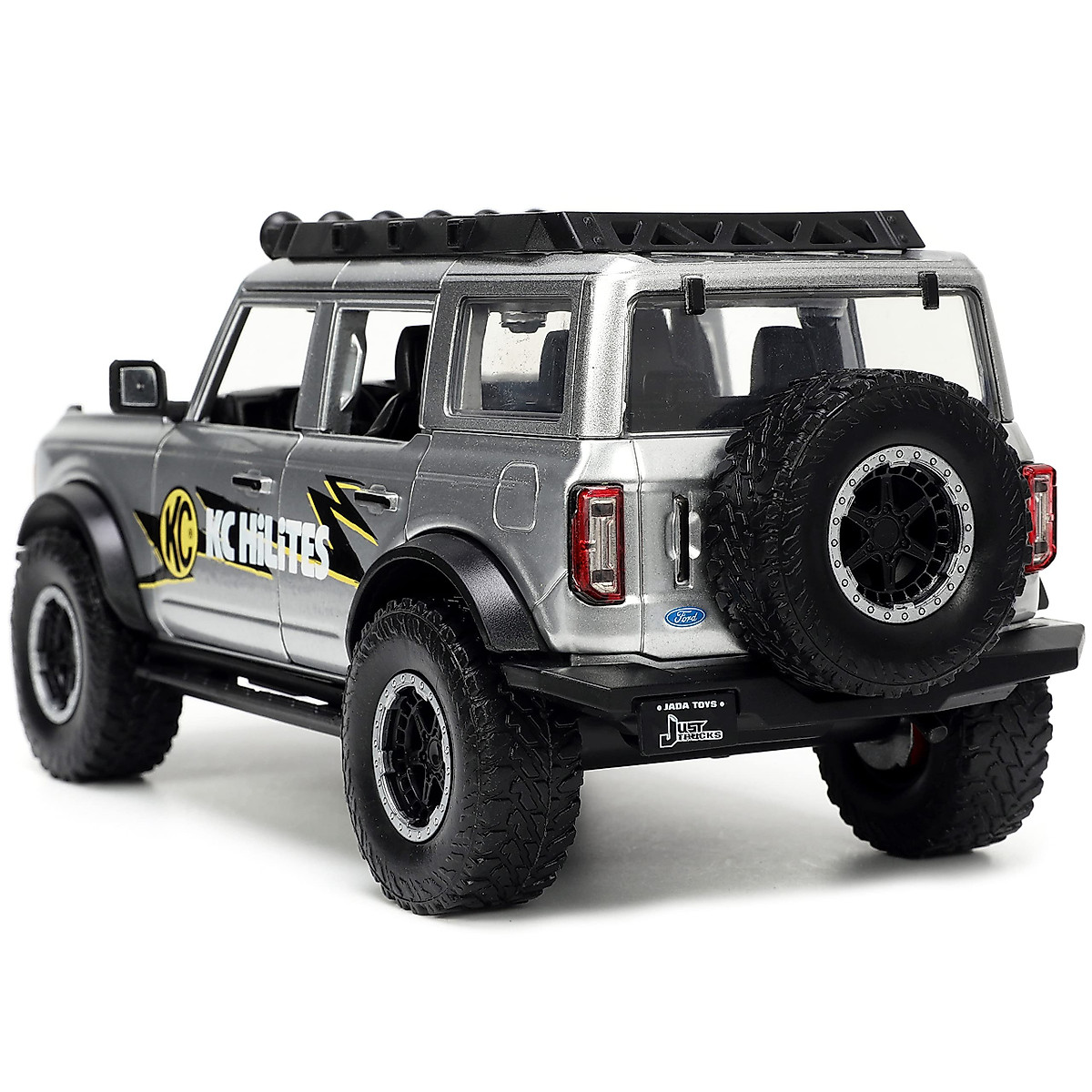 Jada Toys Just Trucks 1:24 2021 Ford Bronco Die-cast Car Gray with Tire Rack, Toys for Kids and Adults