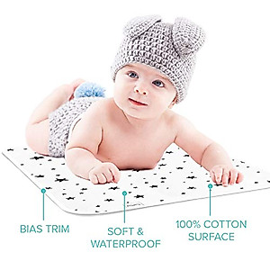 Kushies Deluxe Change Pad Flannel, Scribble Stars Black & White