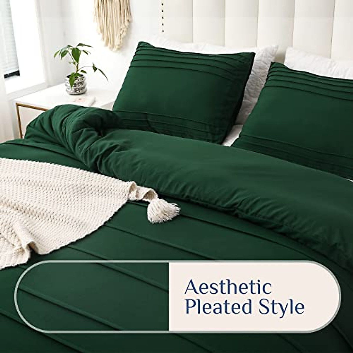 Argstar 3 Pieces Pleated Duvet Cover Queen Set, Forest Green Boho Textured Duvet Cover, 100% Washed Microfiber Soft Striped Comforter Cover With Zipper & Ties (1 Dark Green Duvet Cover, 2 Pillowcases)