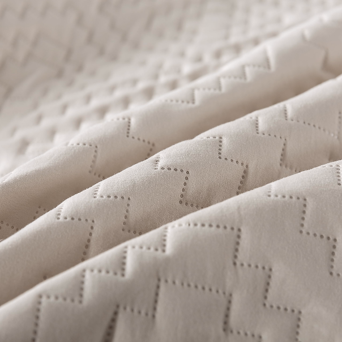 R.SHARE Oversized California King Size Quilt Bedding Sets with Pillow Shams, Beige Cal King Lightweight Soft Bedspread Coverlet for All Season, 118x106 inches