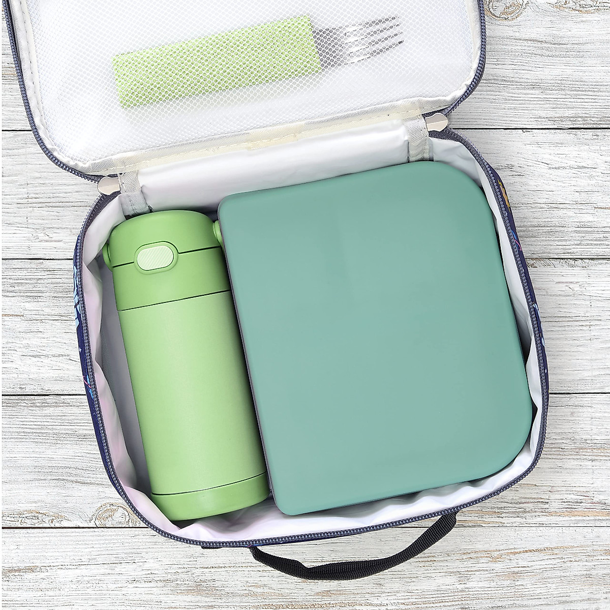 PrimaStella Unbreakable Silicone Lunch Box for Kids and Adults - Leak Proof Divided Bento Box (Green)