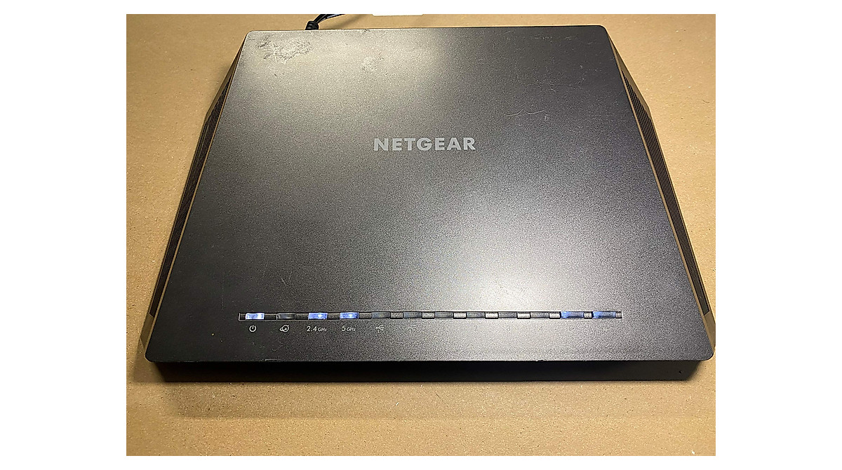 NETGEAR Nighthawk AC1900 Router: Fast & Reliable Wi-Fi