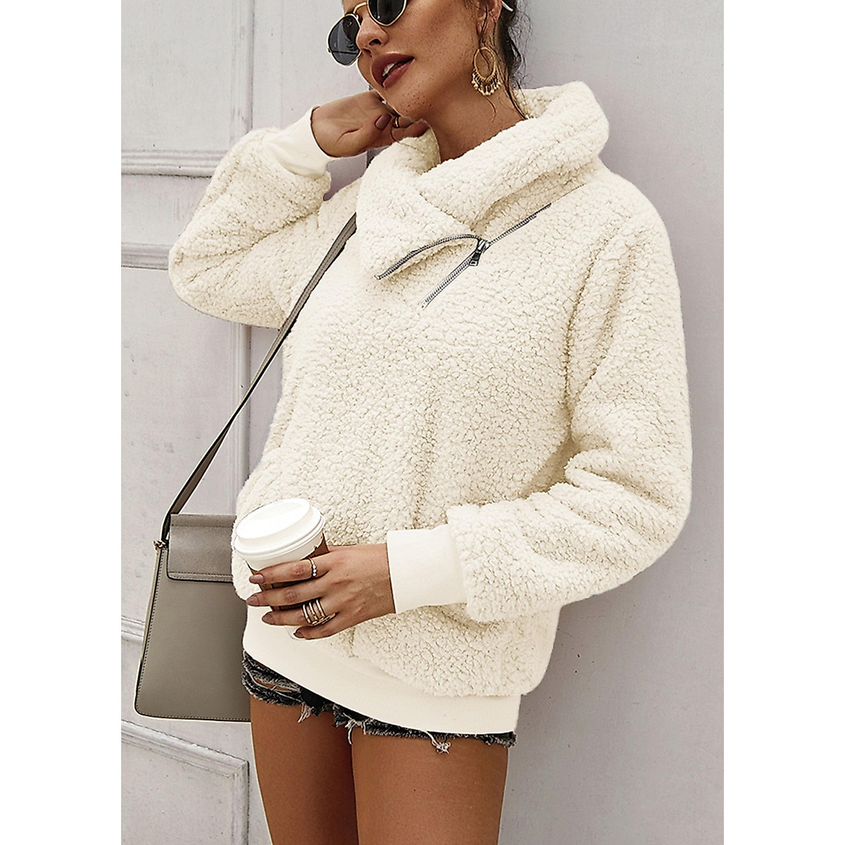 KIRUNDO Women's 2024 Winter Lapel Fuzzy Fleece Sweatshirt Faux Shearling Zipper Warm Sherpa Pullover Outwear With Pockets(Small, Beige)