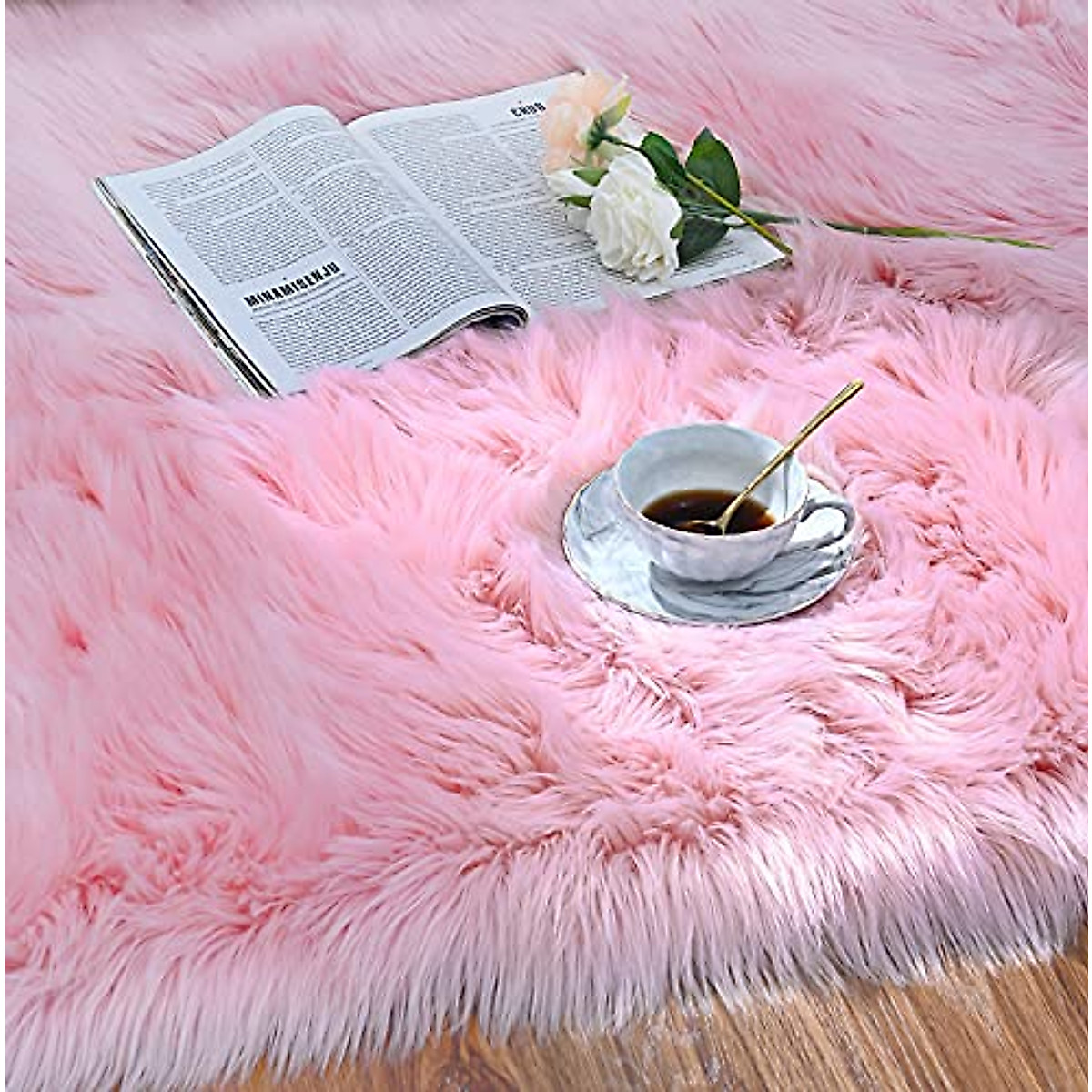 ISEAU Soft Faux Fur Fluffy Area Rug, Luxury Fuzzy Sheepskin Carpet Rugs for Bedroom Living Room, Shaggy Silky Plush Carpet Bedside Rug Floor Mat, 2ft x 4ft, Pink