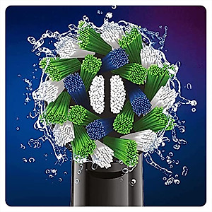 Oral-B CrossAction Toothbrush Head Black, CleanMaximiser Technology, 10 Counts, Mailbox Sized Pack, 7 g