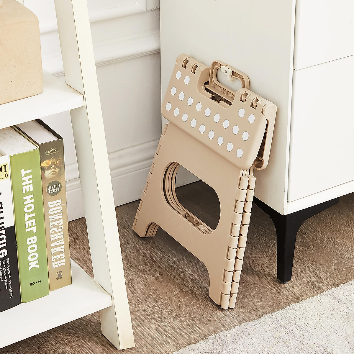 VECELO Folding Step Stool 11 Inch, Non-Slip Surface Portable Foldable 1 Step Stool with Carry Handle, Heavy Duty to Support Kids/Toddler/Adults for Living Room, Kitchen, Bathroom, Khaki