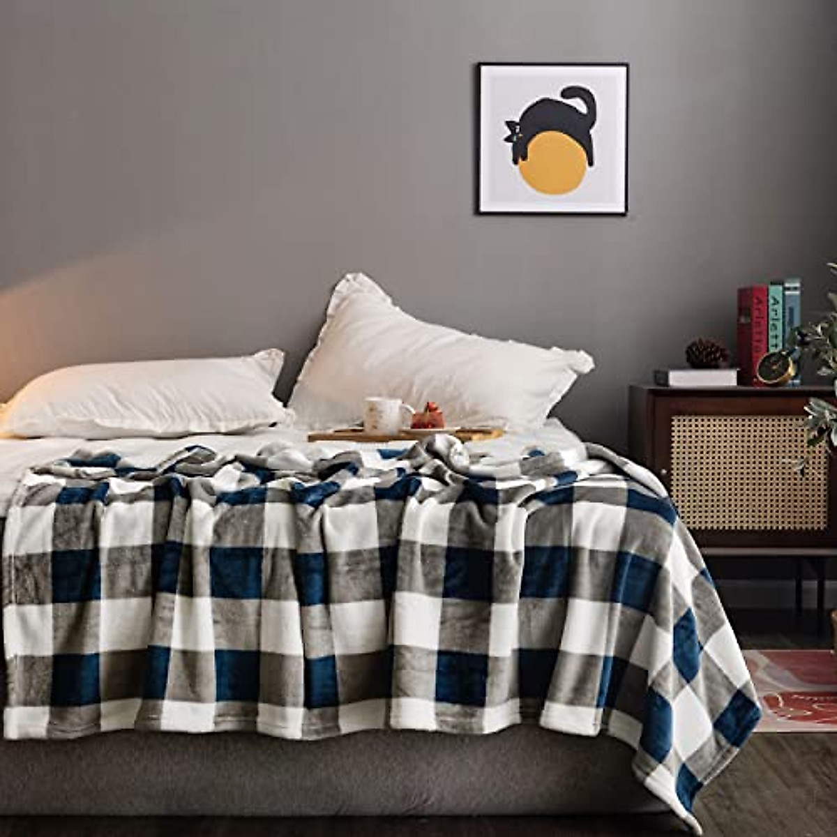 NEWCOSPLAY Buffalo Plaid Throw Blanket Soft Flannel Fleece Checker Pattern Lightweight Decorative Blanket for Bed Couch (280GSM-White-Navy Blue, Throw(50"x60"))