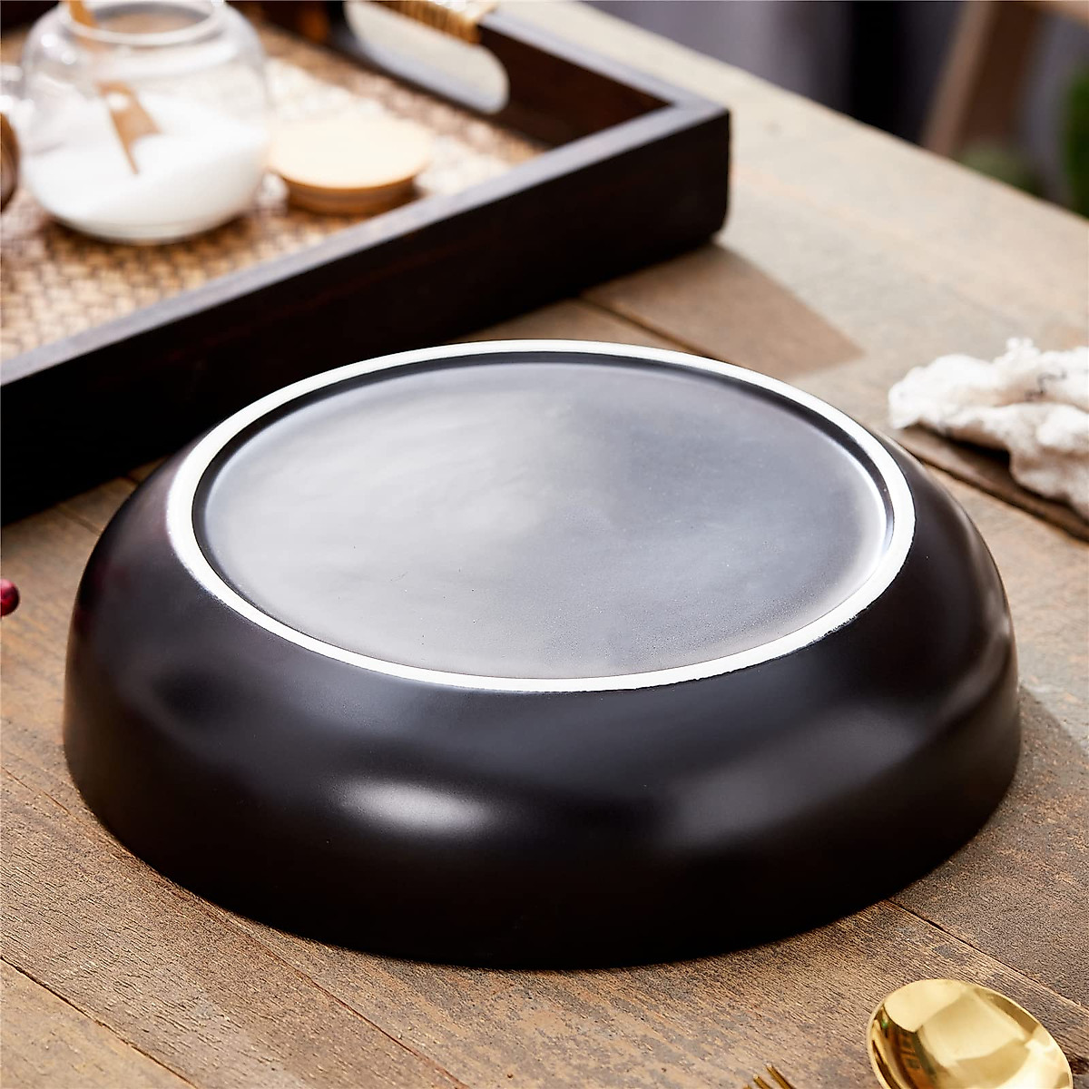 Swuut 10" Large Serving Bowl, 2.8 Quart Big Salad Bowl, Porcelain White Pasta Bowl, Sturdy Mixing Bowls, Matte Soup Bowl for Family Kitchen,Microwave & Dishwasher Safe (Black)