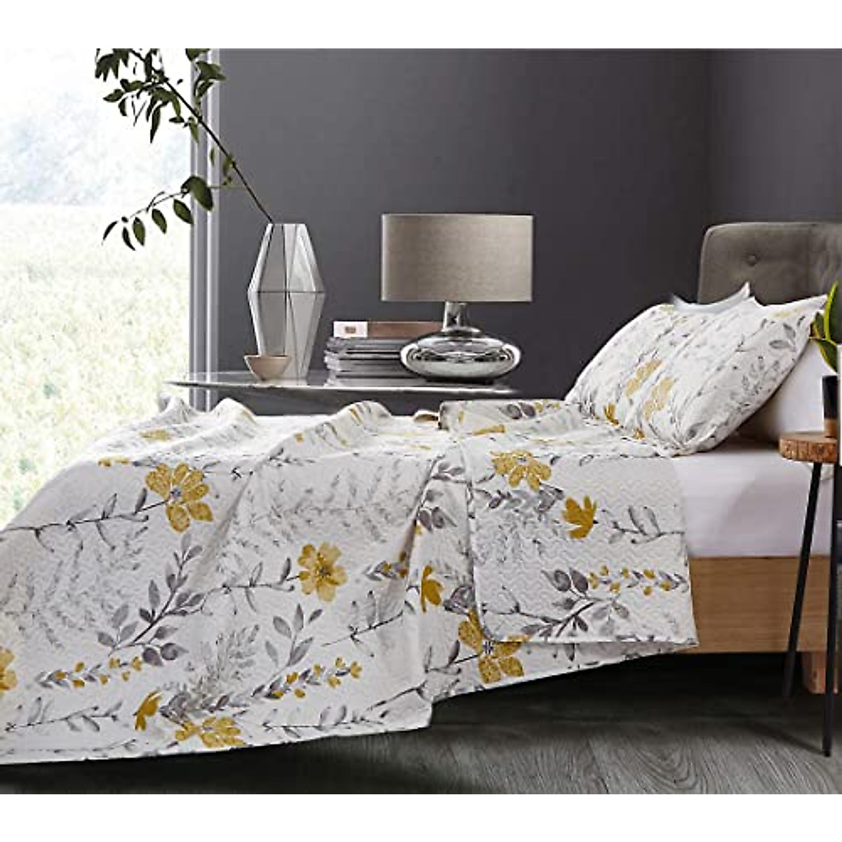 Quilt Set King Floral Bedspread Coverlet King Floral Quilts Bedding Spring Summer Lightweight Quilts Bedspread Reversible Bedding Grey Leaf Yellow Floral Quilt Collection Bedspread with Pillow Shams