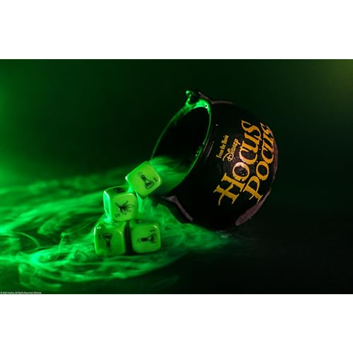 YAHTZEE: Disney Hocus Pocus | Collectible Witch’s Caldron Dice Cup | Classic Family Dice Game Based on Disney Film | Great for Family Game Night | Officially-Licensed Disney Game & Merchandise