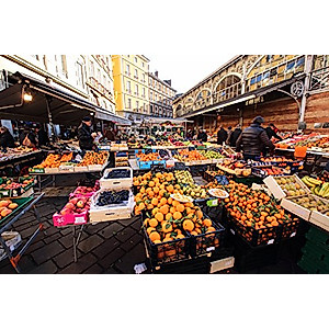 Tamron 10-24mm F/3.5-4.5 Di-II VC HLD Wide Angle Zoom Lens for Canon APS-C Digital SLR Cameras Black