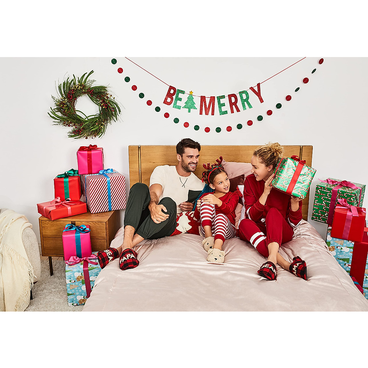 Dearfoams Men's Papa Bear Slipper, Buffalo Plaid, Medium