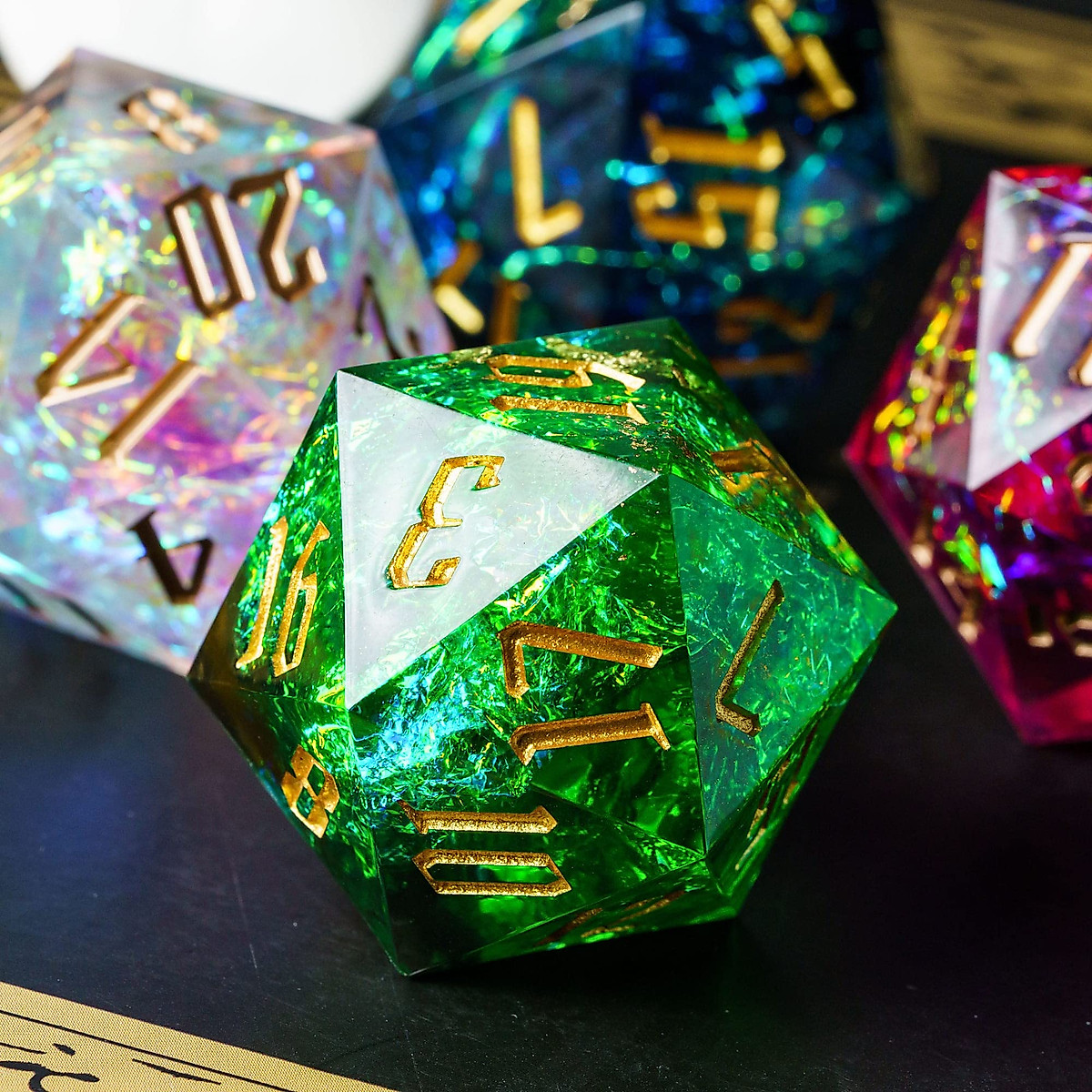 Cusdie Single D20 DND Dice with Sharp Edges and Glitter Foil Inclusions, 20 Sided D&D Dice, 33mm Handcrafted Polyhedral Dice, for Role Playing Game MTG Pathfinder (Green)