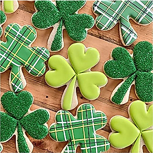Clover Cookie Cutter Set, 4-Piece Patrick's Day Shamrock Cookie Cutter Set, Irish Holiday Party Supplies4'', 3.2'', 1.85'', 1.3''
