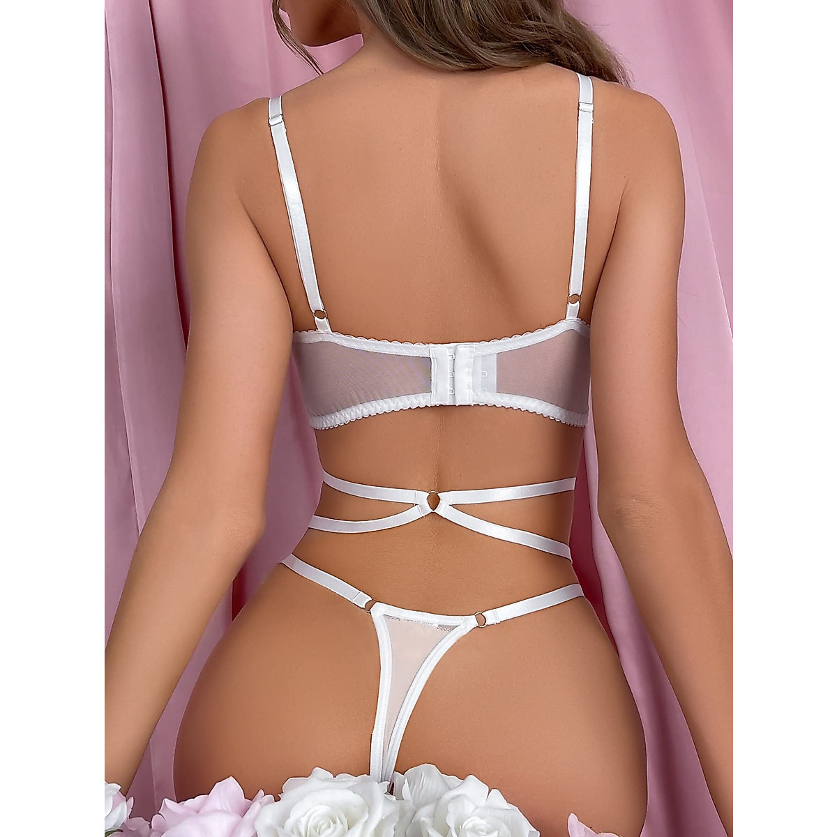 WDIRARA Women's Sheer Floral Lace Underwired Exotic Lingerie Set with Garter and Stockings White M