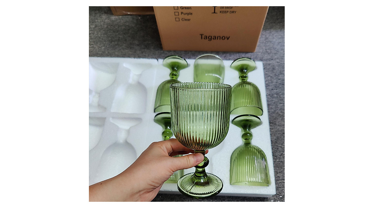 Taganov Green Wine Goblets Set - Elegant 6-Piece Glassware