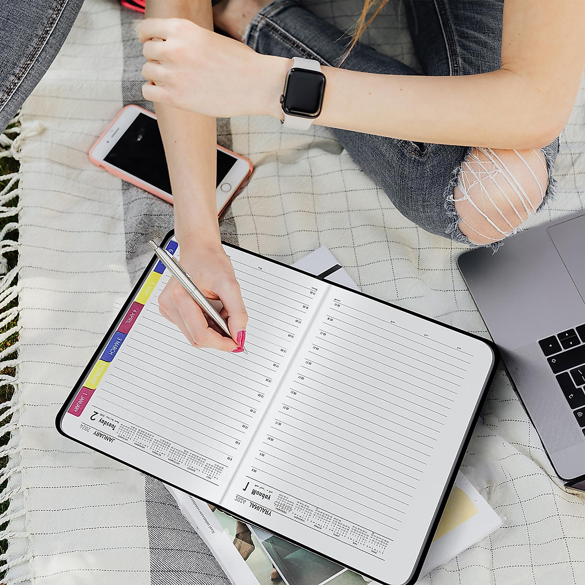 Holoary 2024 Diary, Daily Planner, January 2024 - December 2024 with 12 Monthly Tabs, 5.7’’×8.3’’ Appointment Notebook with Calendar, Inner Pocket and Sticker (Black)