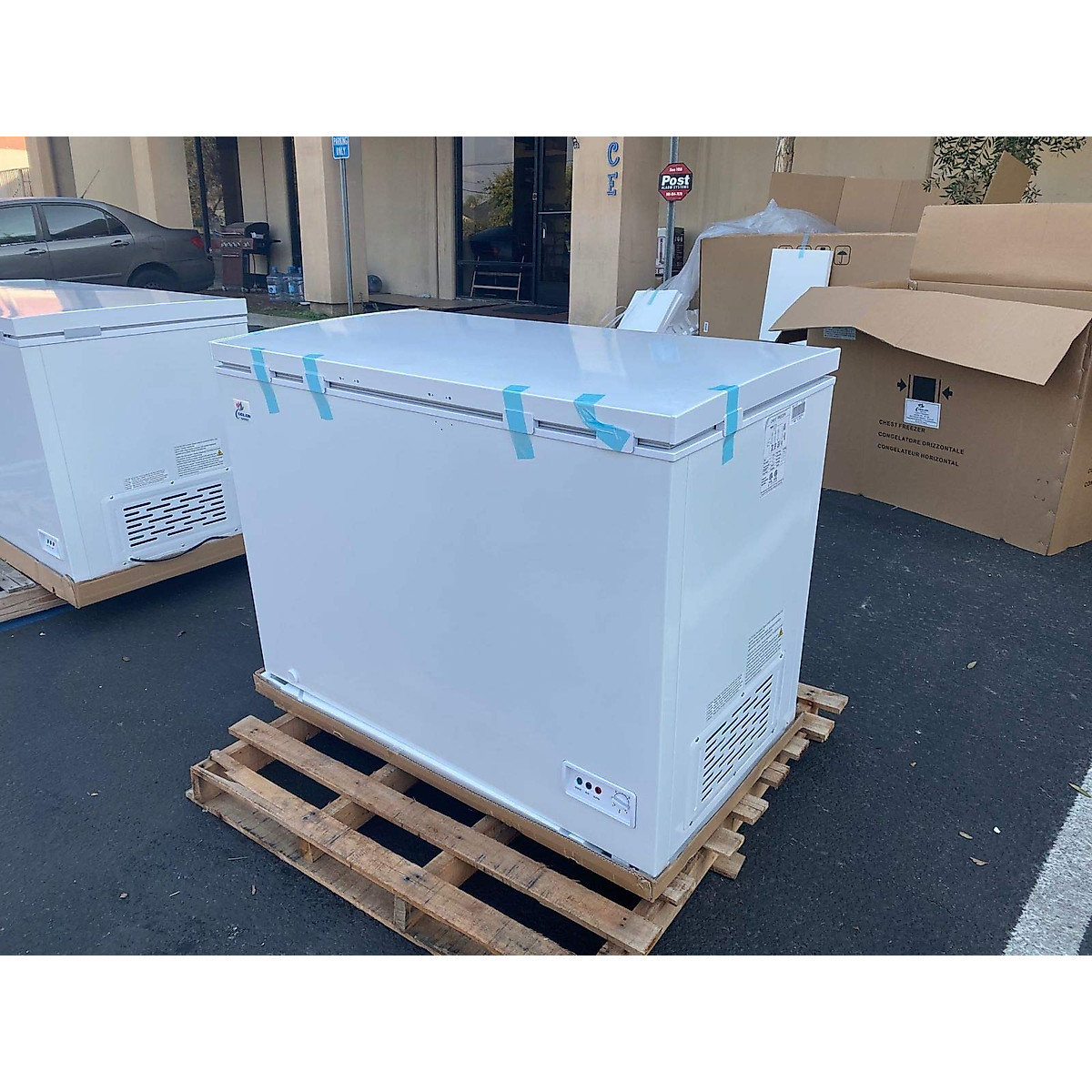 Commercial Freezer Chest freezer 10 Cuft NSF Restaurant 44" White Stand Alone Solid Flat Top w/Storage Baskets XF-302